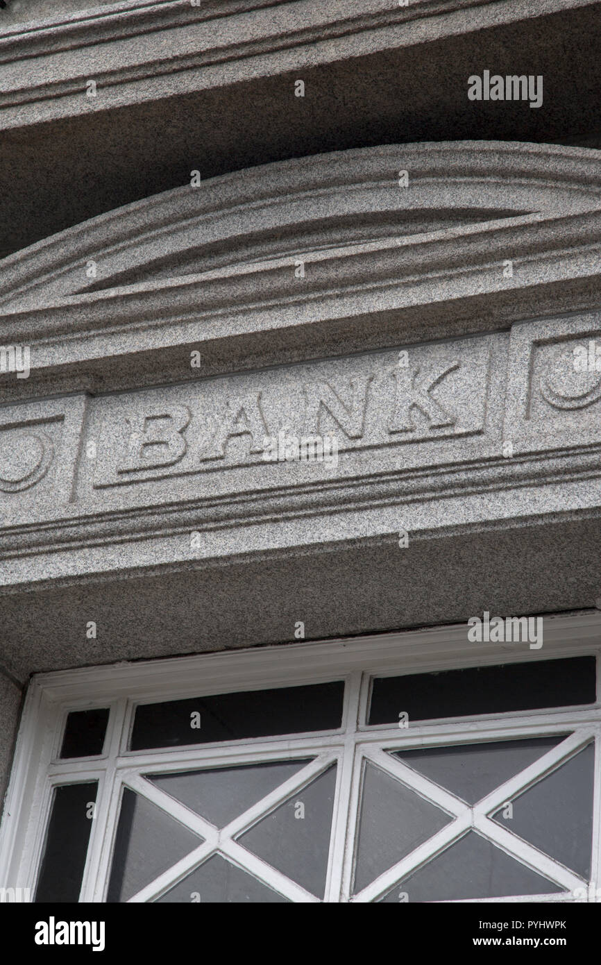 Bank Sign on Building Facade Stock Photo - Alamy