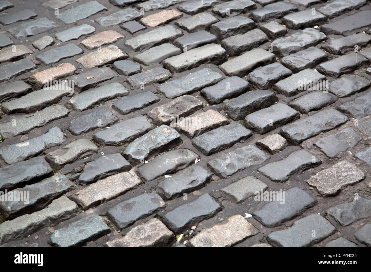 Dublin cobblestone bar hi-res stock photography and images - Alamy