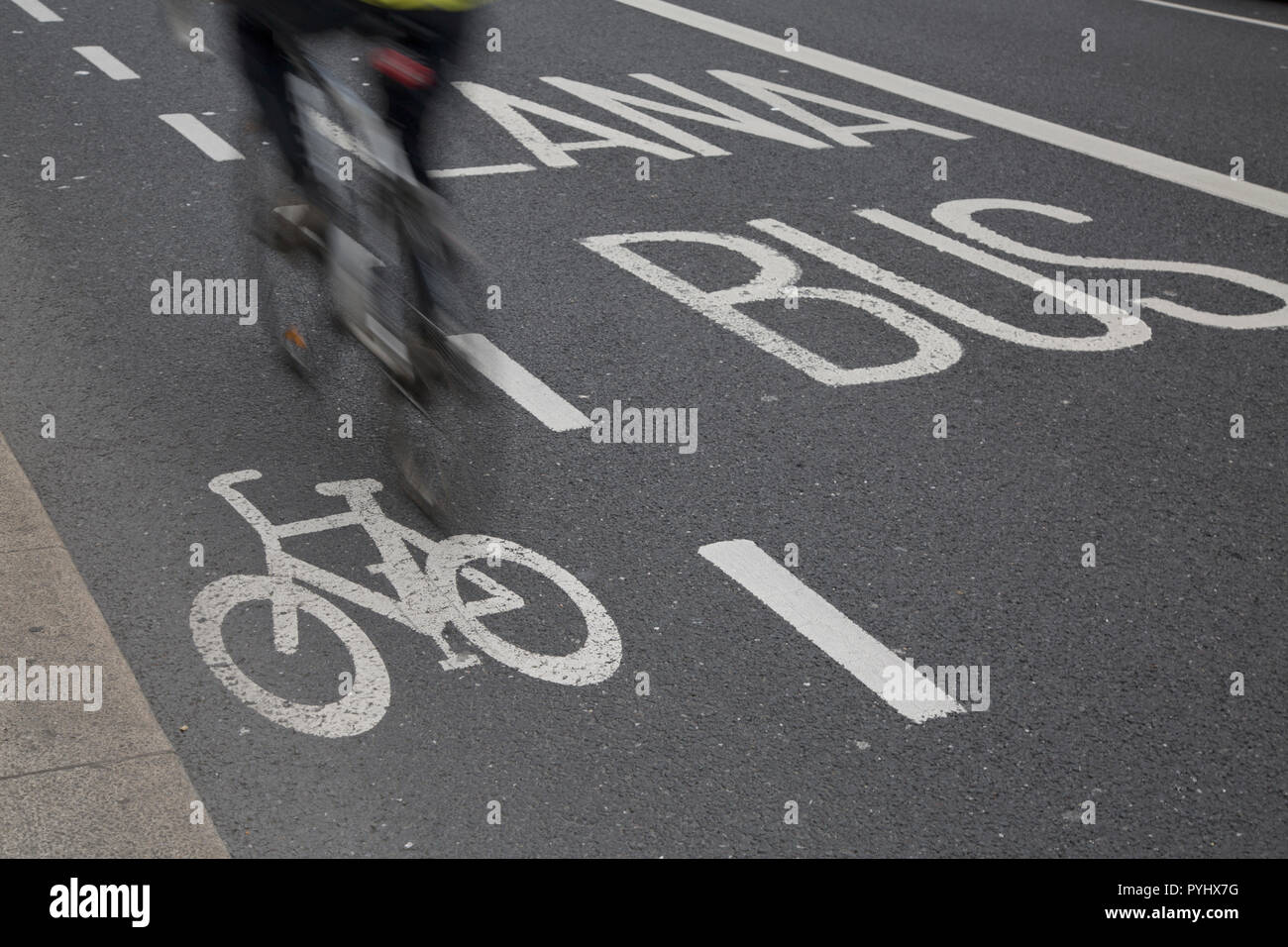 Ireland bus and cycle lane hi-res stock photography and images - Alamy