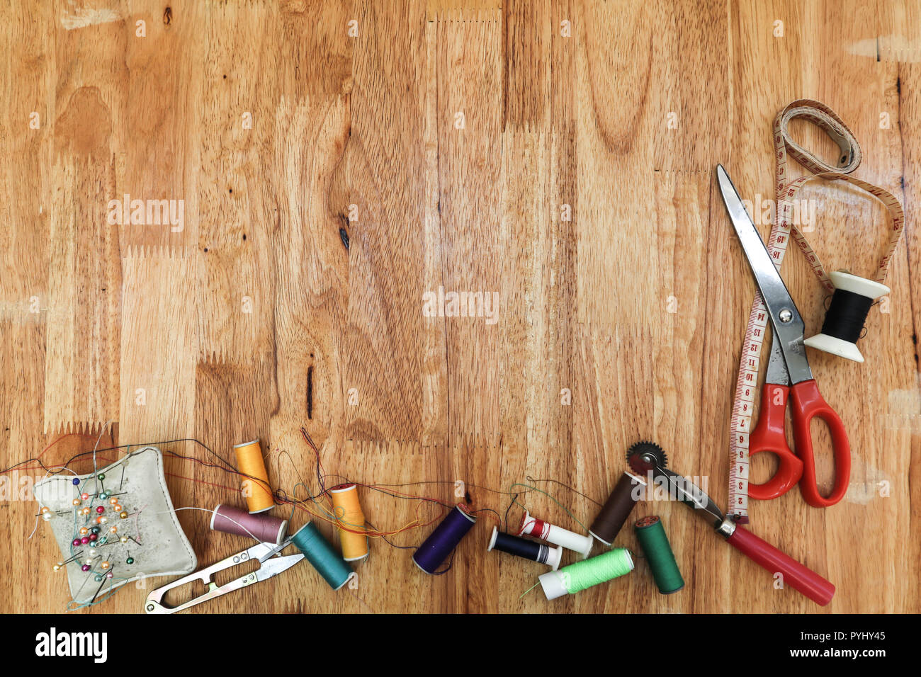 Table tailor hi-res stock photography and images - Alamy