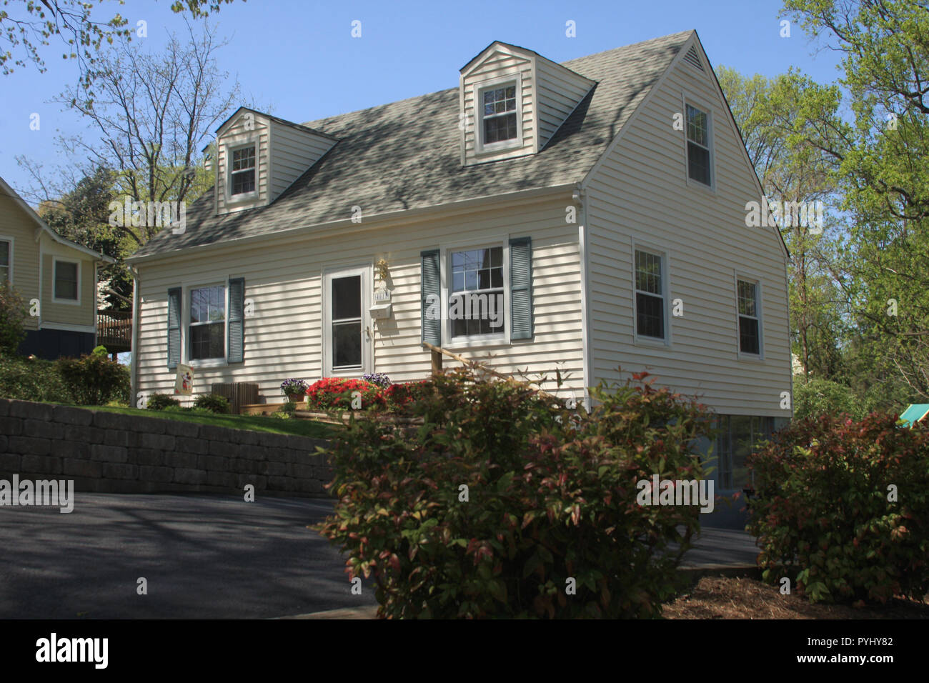 Small Cape Cod house in Lynchburg, VA, USA Stock Photo - Alamy