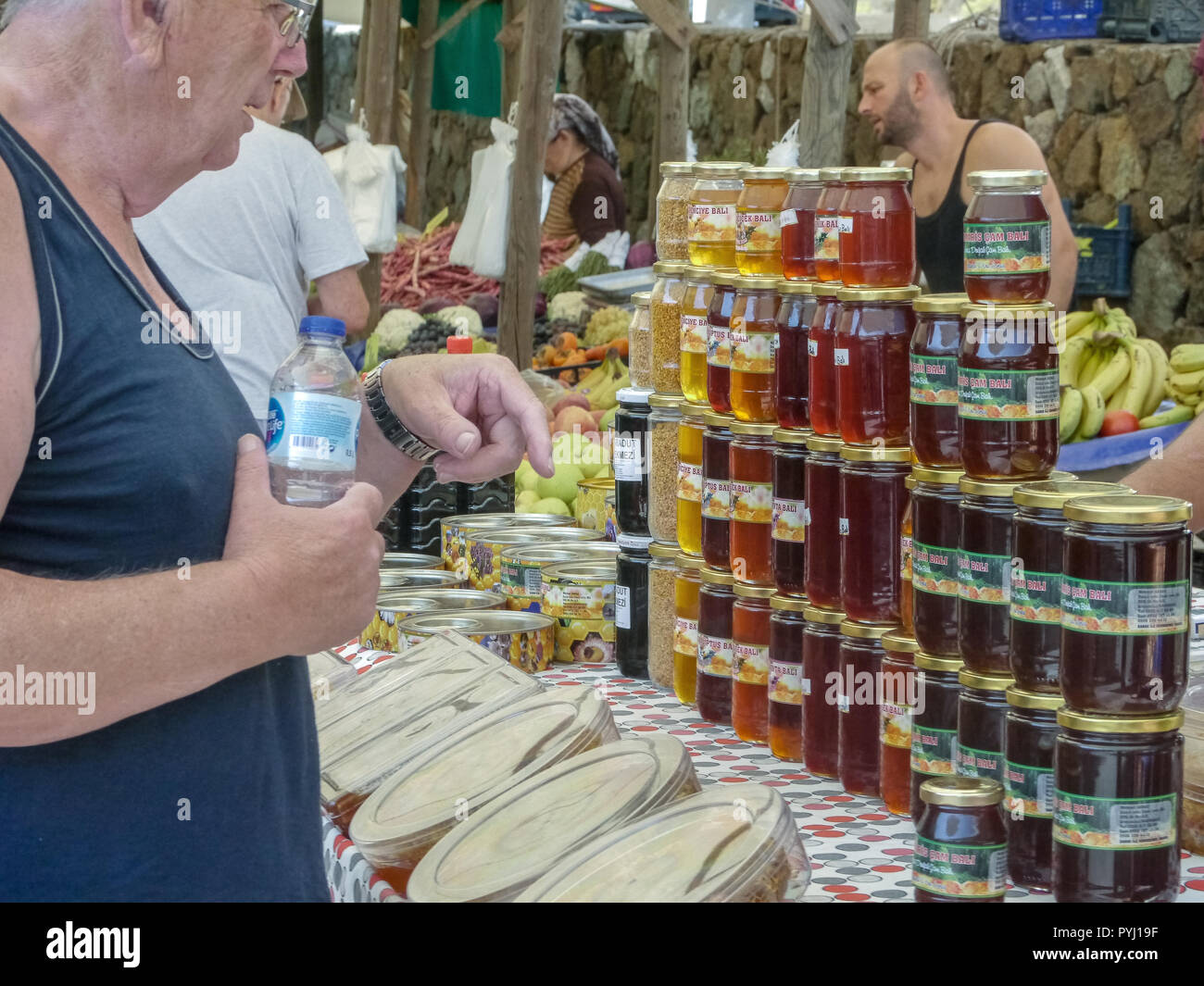 Turkish honey hi-res stock photography and images - Alamy
