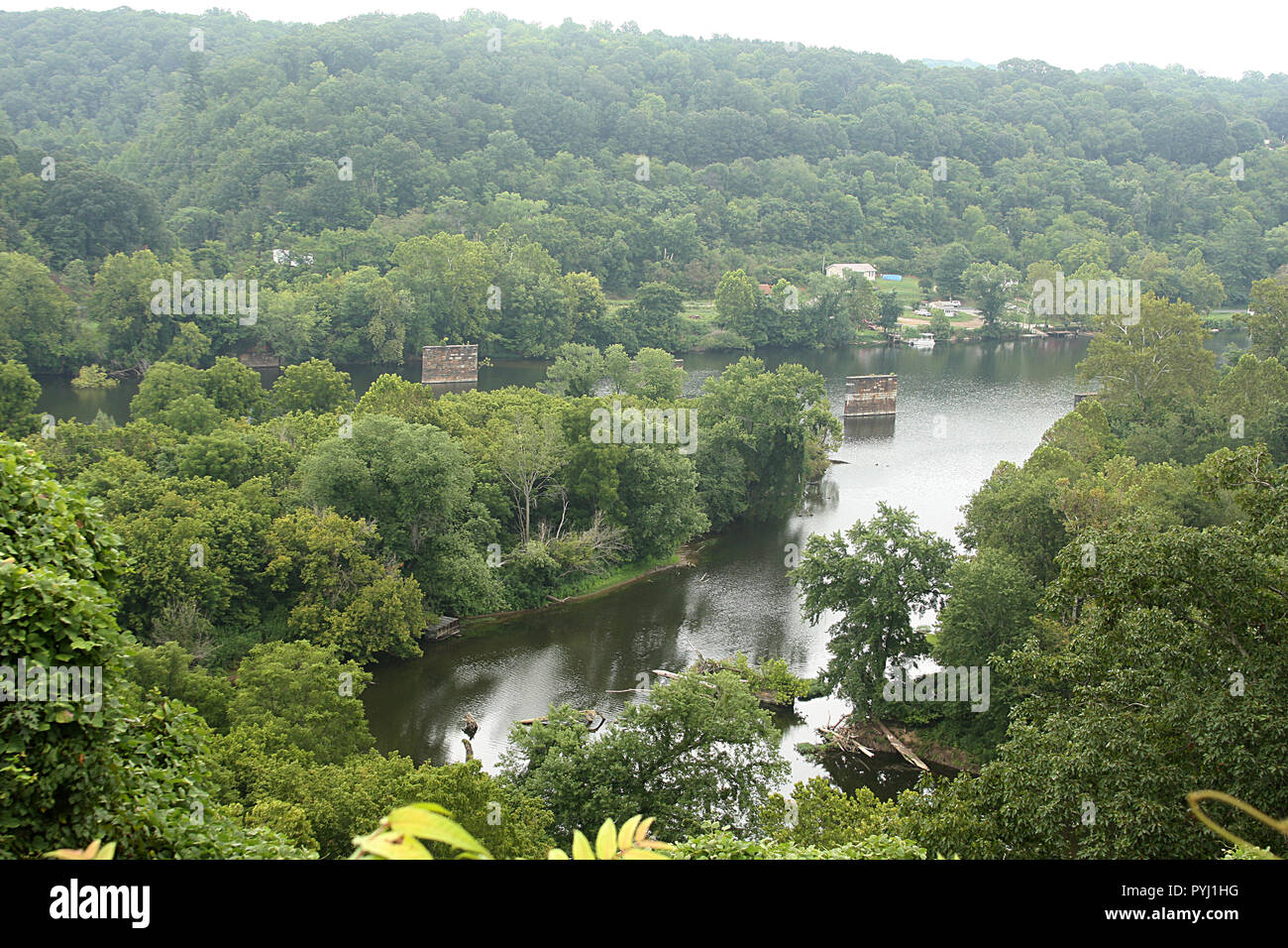 James river hi-res stock photography and images - Alamy