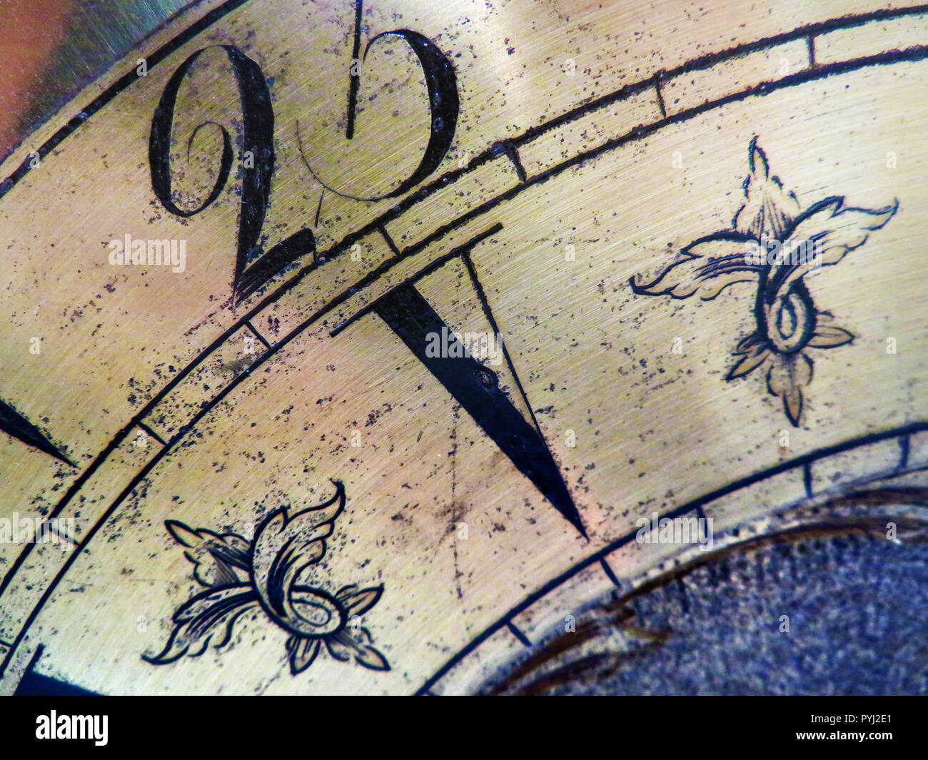 Grandfather clock closeup hi-res stock photography and images - Alamy