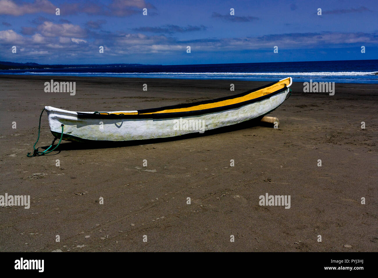 Antique row boat hi-res stock photography and images - Alamy
