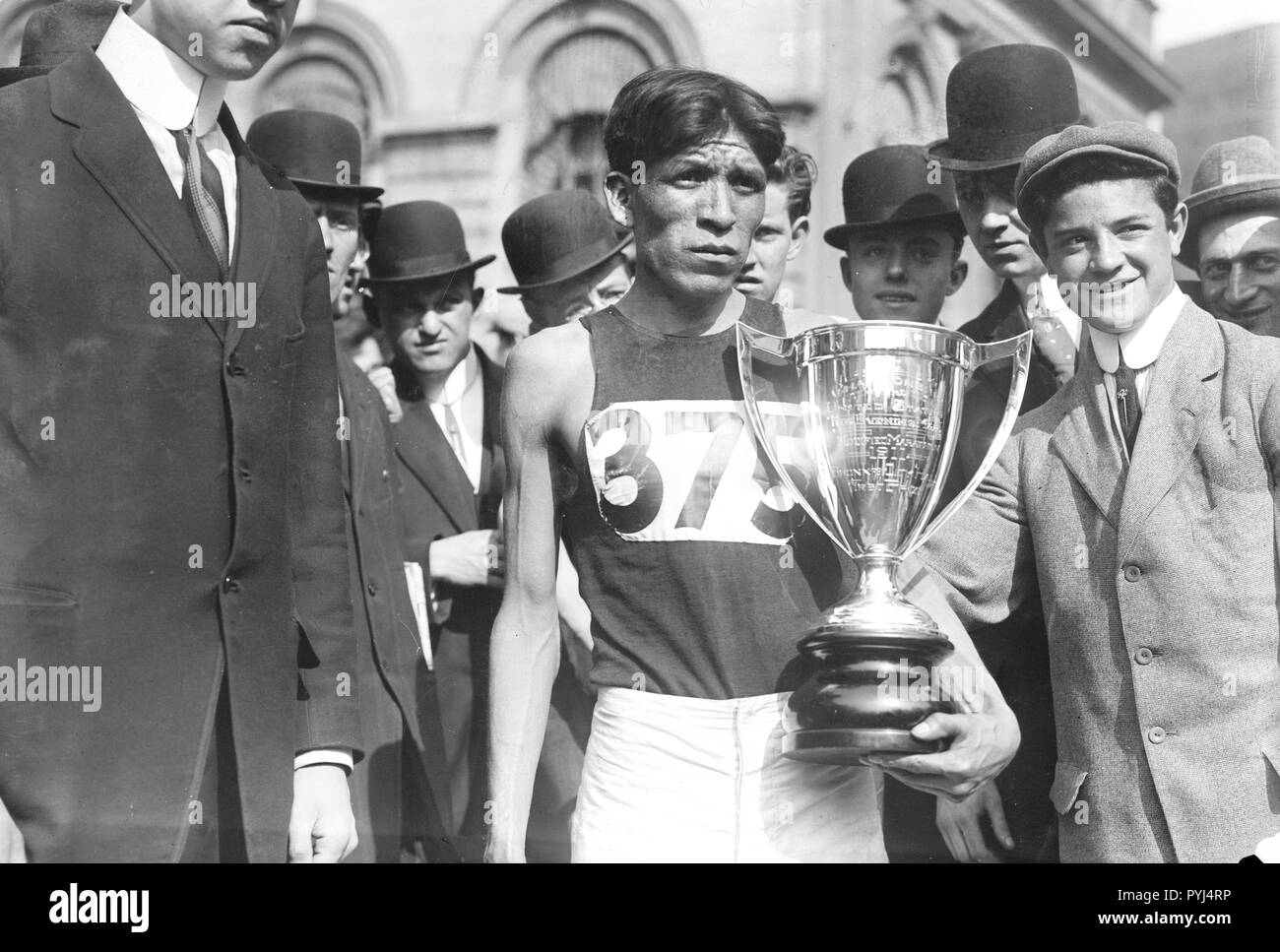Photo shows Hopi American long distance runner and Olympic medal winner ...