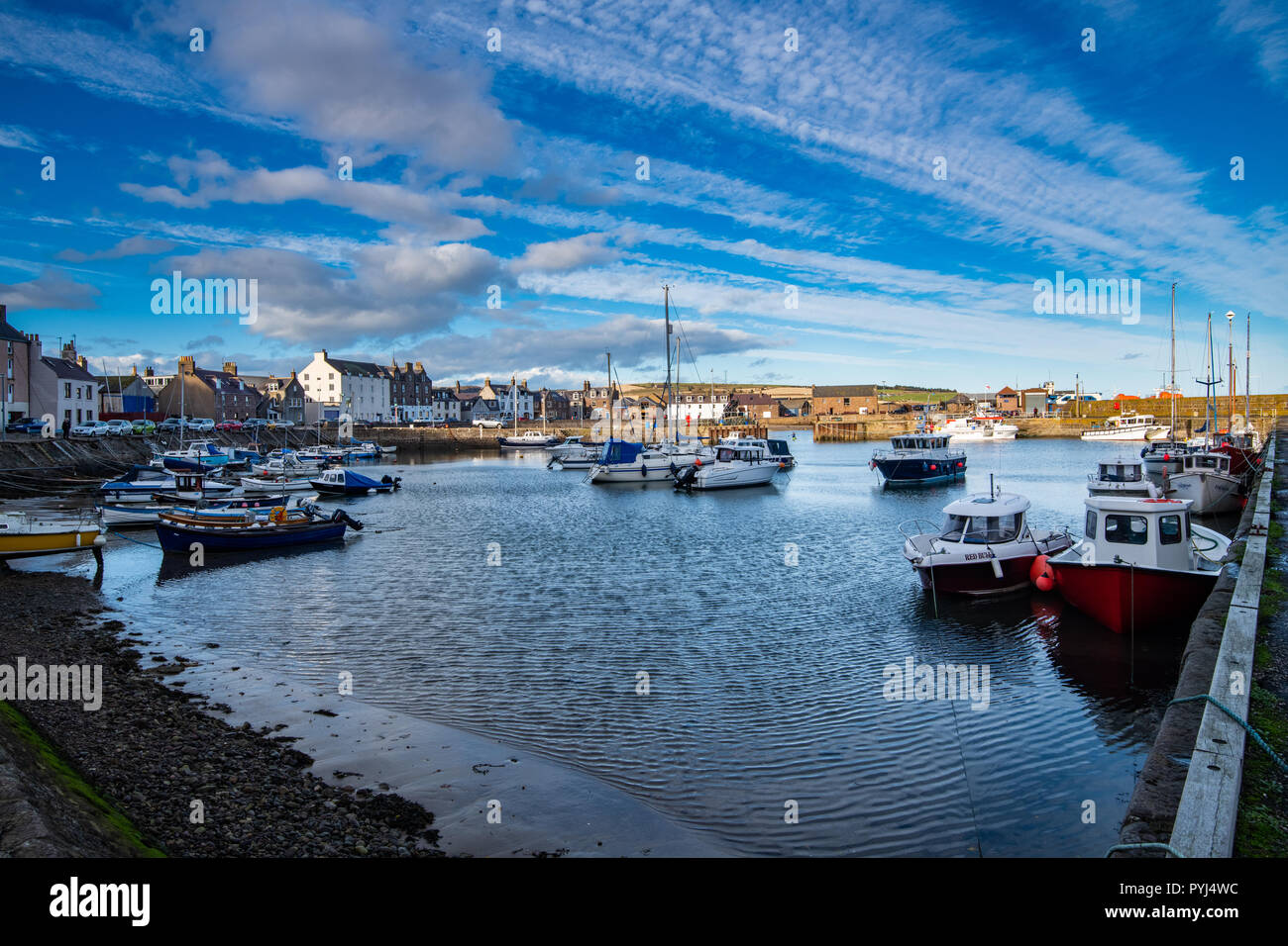 Stonehaven Harbour Stock Photos & Stonehaven Harbour Stock Images - Alamy
