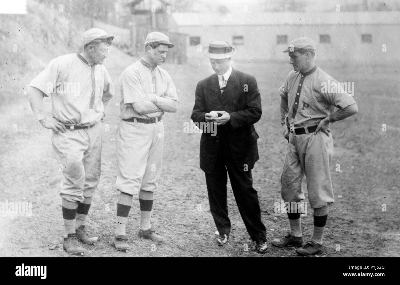 Honus Wagner, Mike Donlin, manager Fred Clarke, Marty O'Toole ...