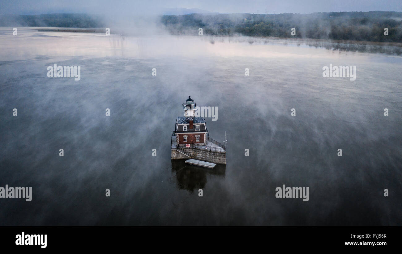 Lighthouse scenery hi-res stock photography and images - Alamy