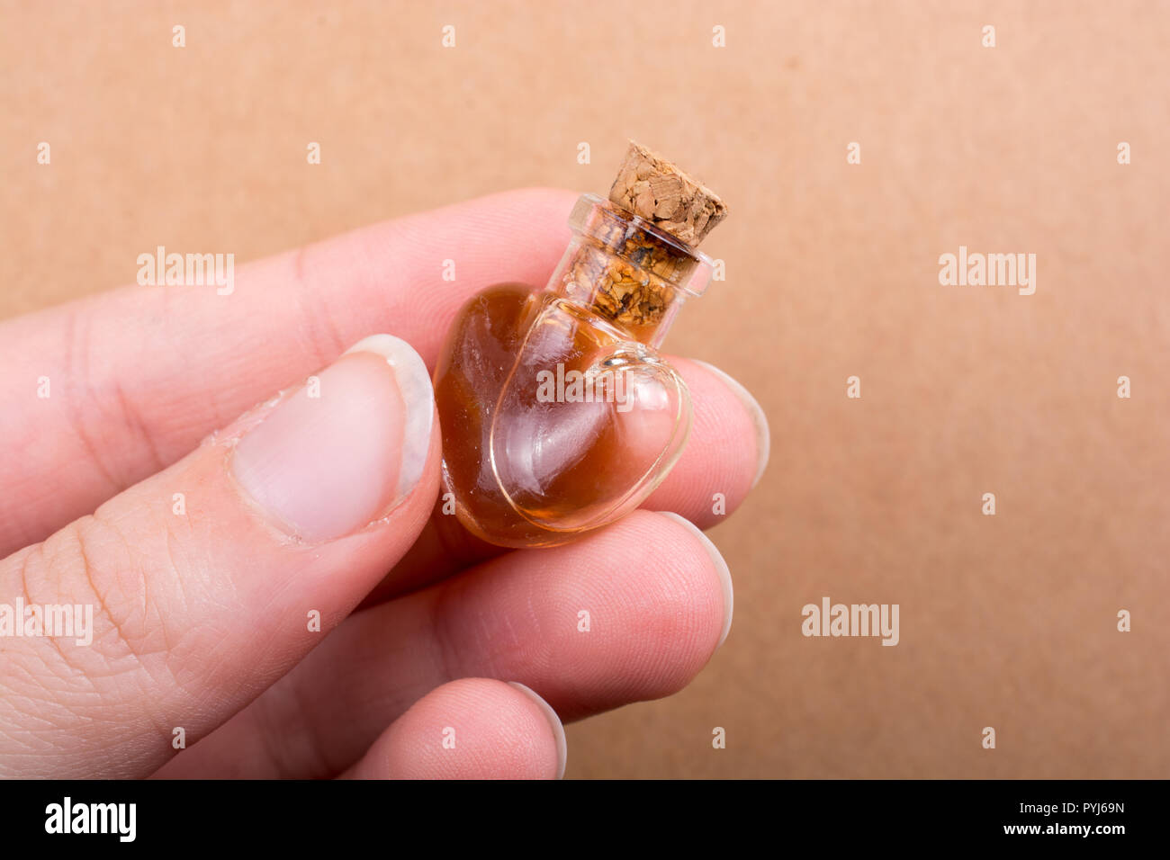 Bottle in heart shape icons as Love concept Stock Photo - Alamy