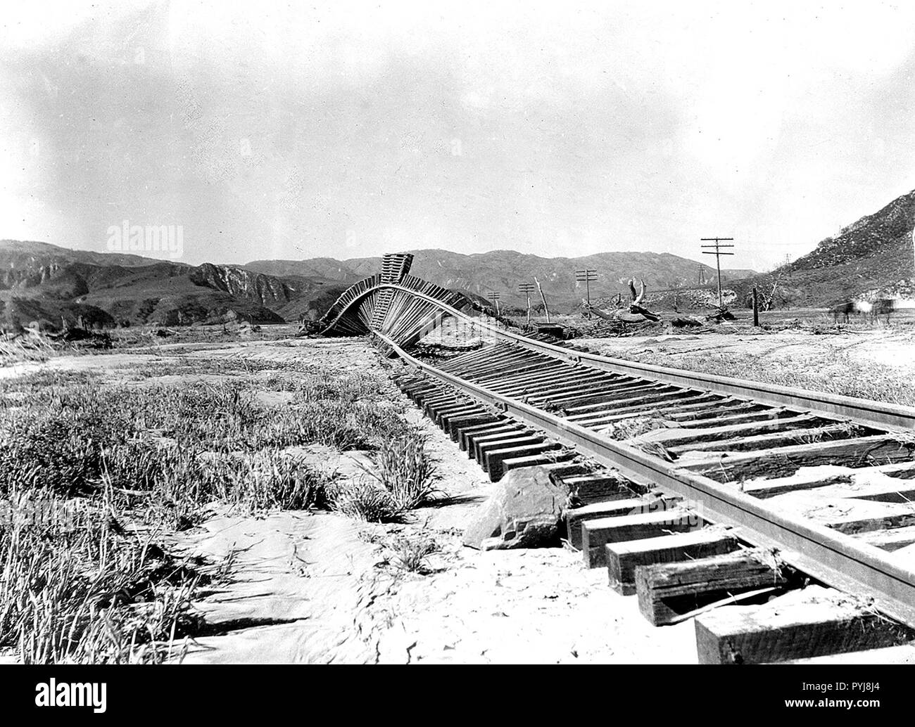 St. Francis Dam Flood on March 12-13, 1928. The flood-twisted railroad ...