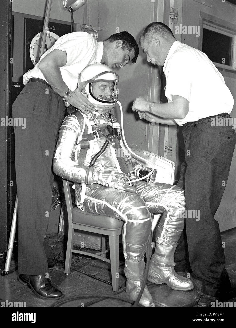 Mercury astronauts hi-res stock photography and images - Alamy