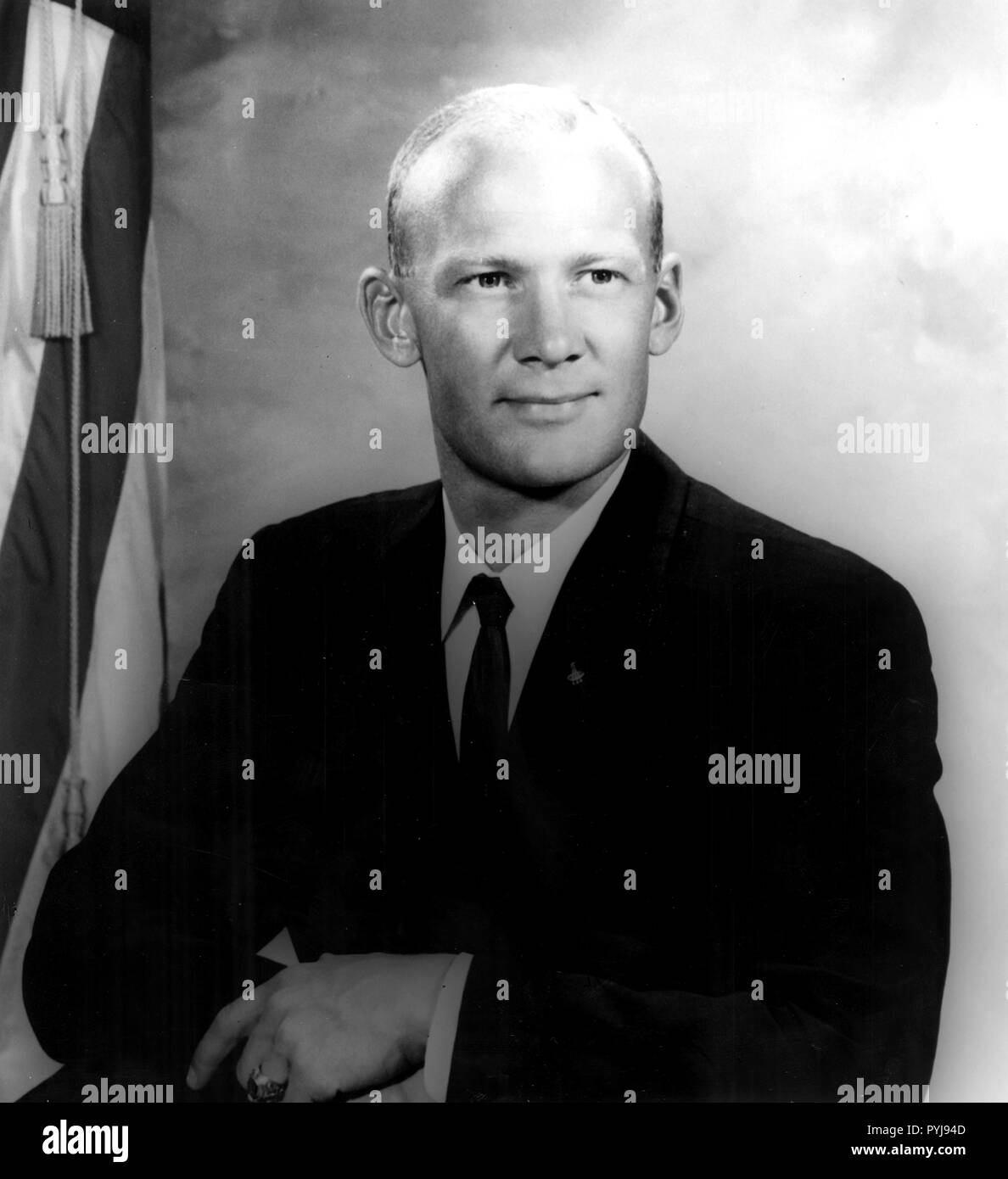 Edwin aldrin portrait Black and White Stock Photos & Images - Alamy