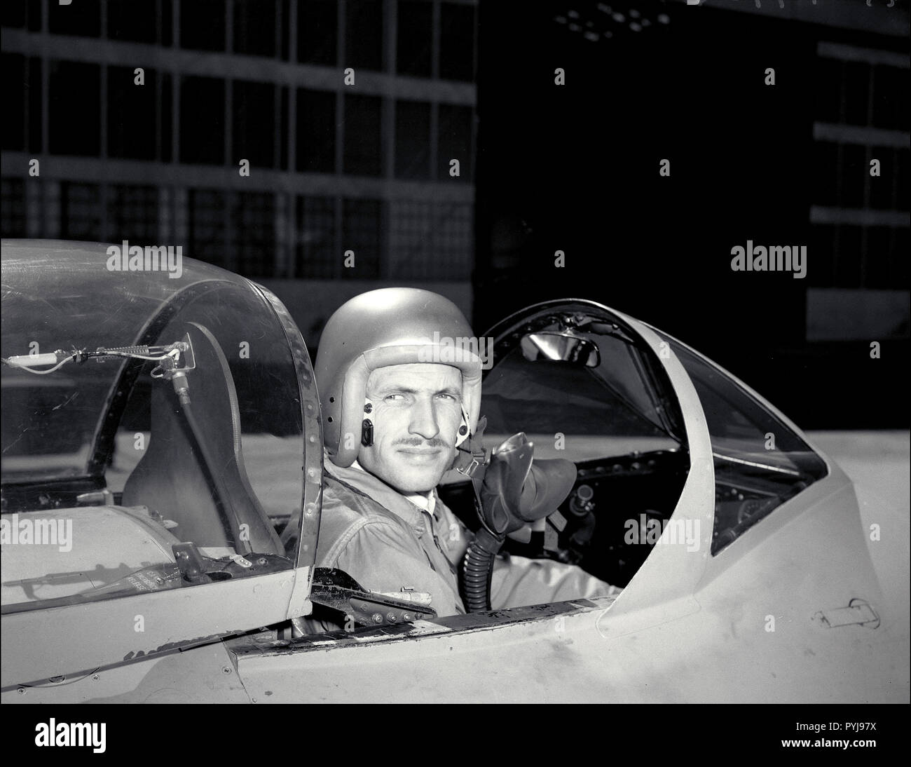 George Cooper, Ames Test Pilot Stock Photo - Alamy