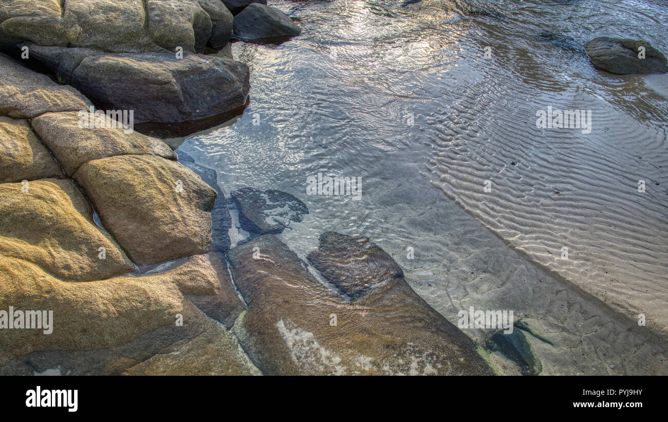 Beige rocks hi-res stock photography and images - Alamy