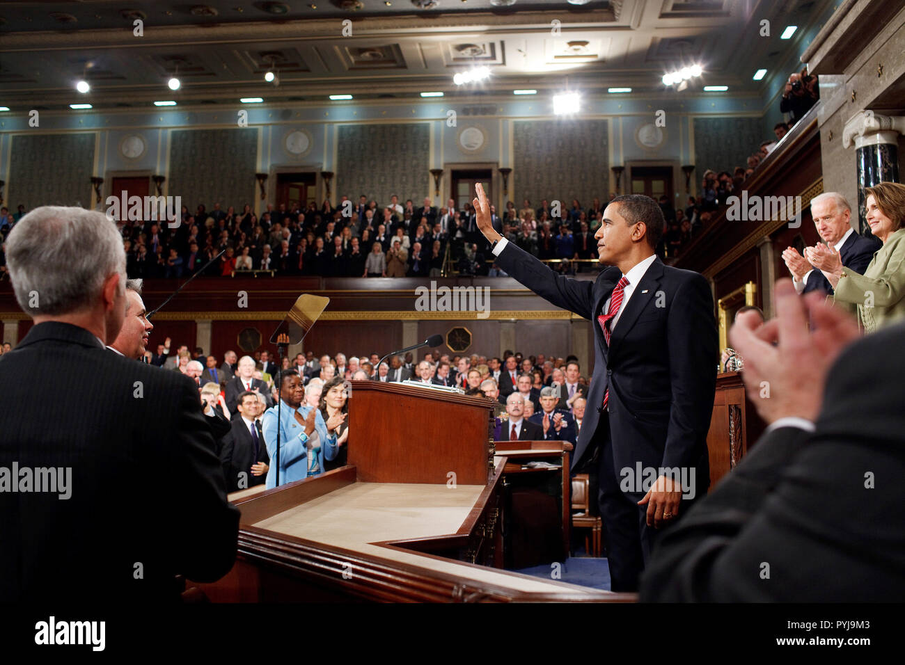 Obama waving to members of congress hi-res stock photography and images ...