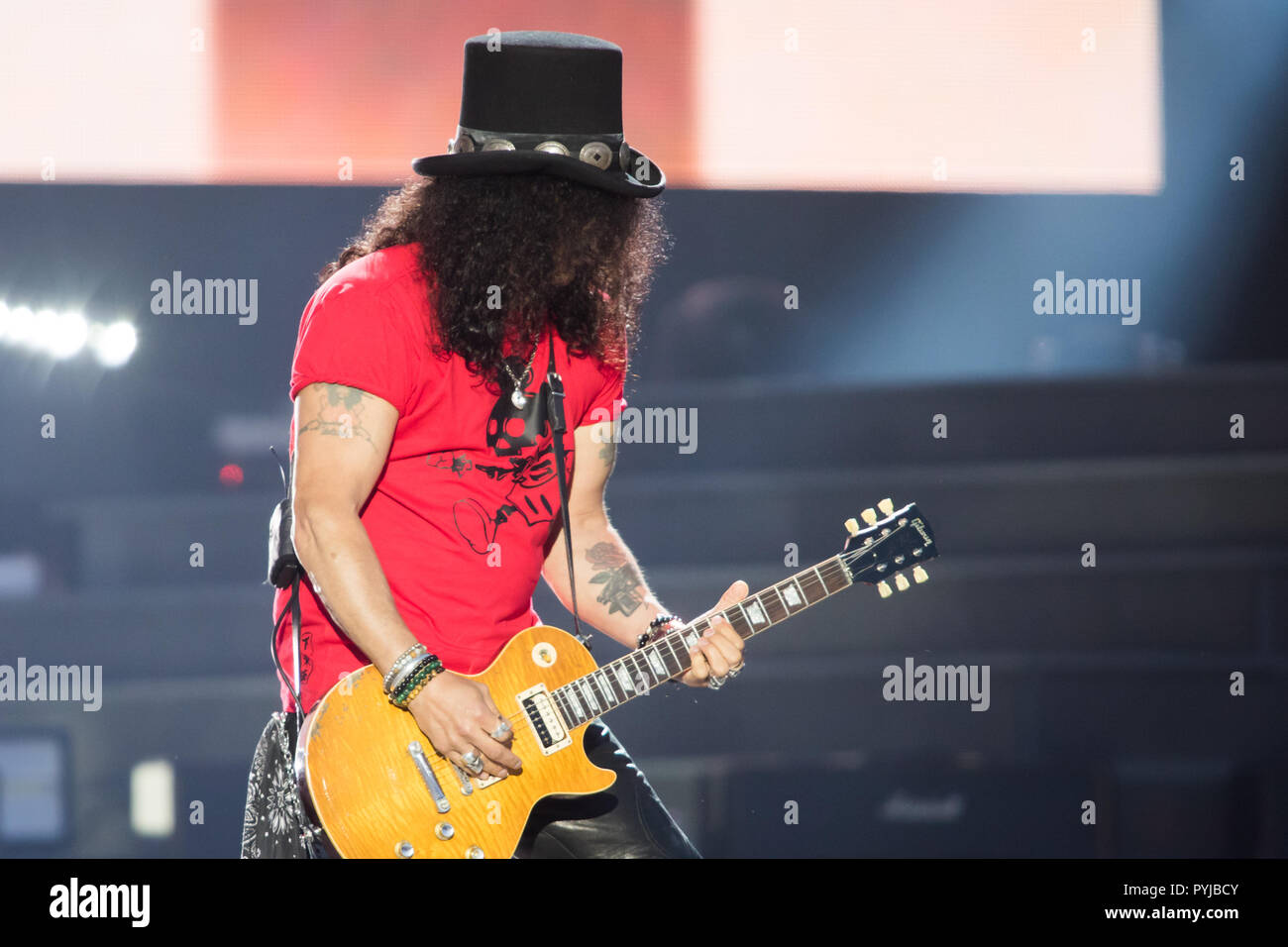 Slash guns n roses hi-res stock photography and images - Alamy