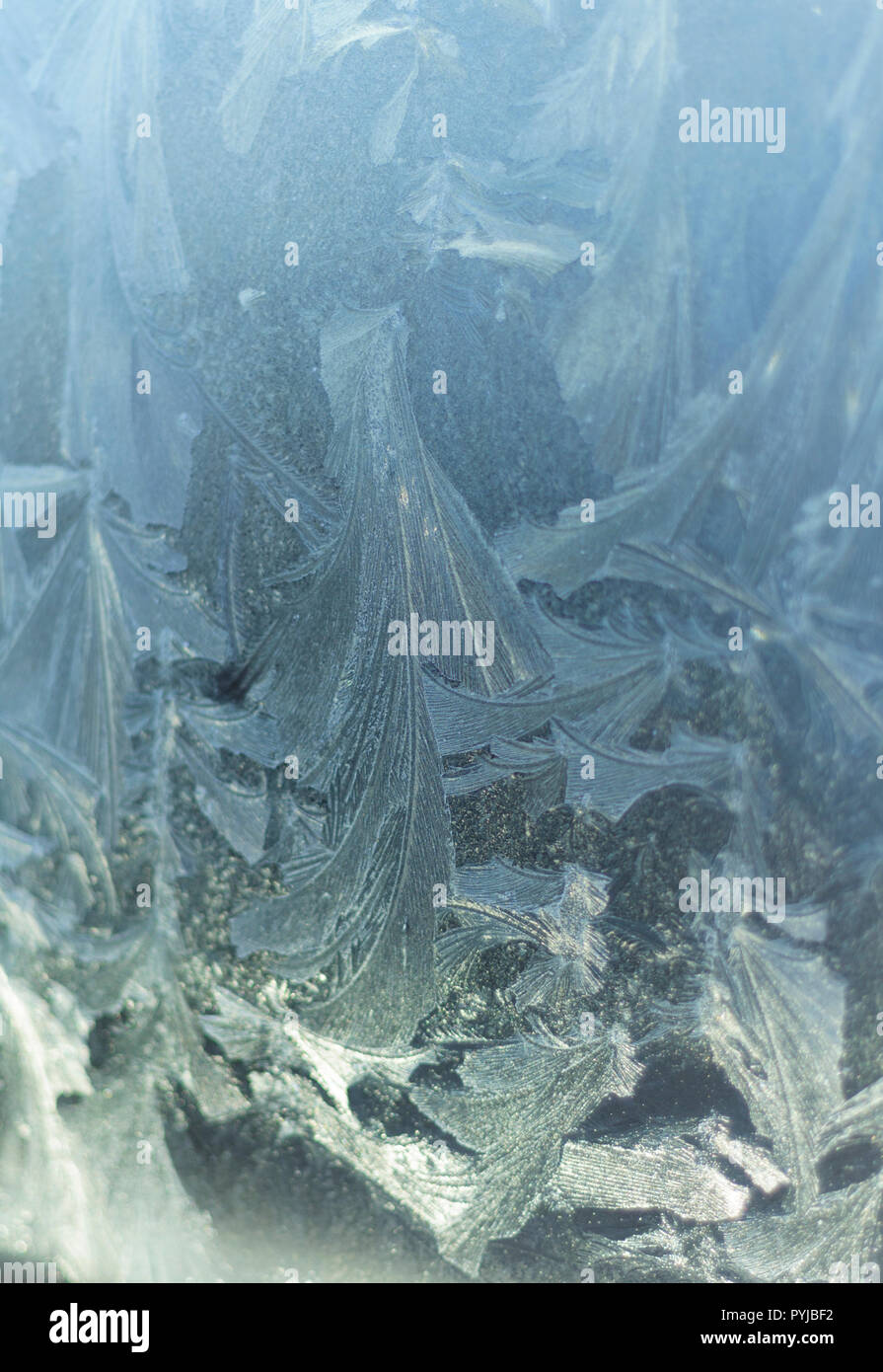 Ice particles hi-res stock photography and images - Alamy