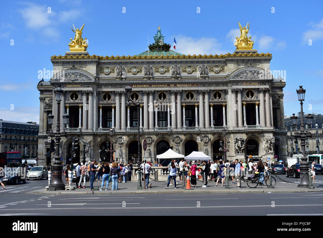 Le palais garnier hi-res stock photography and images - Alamy