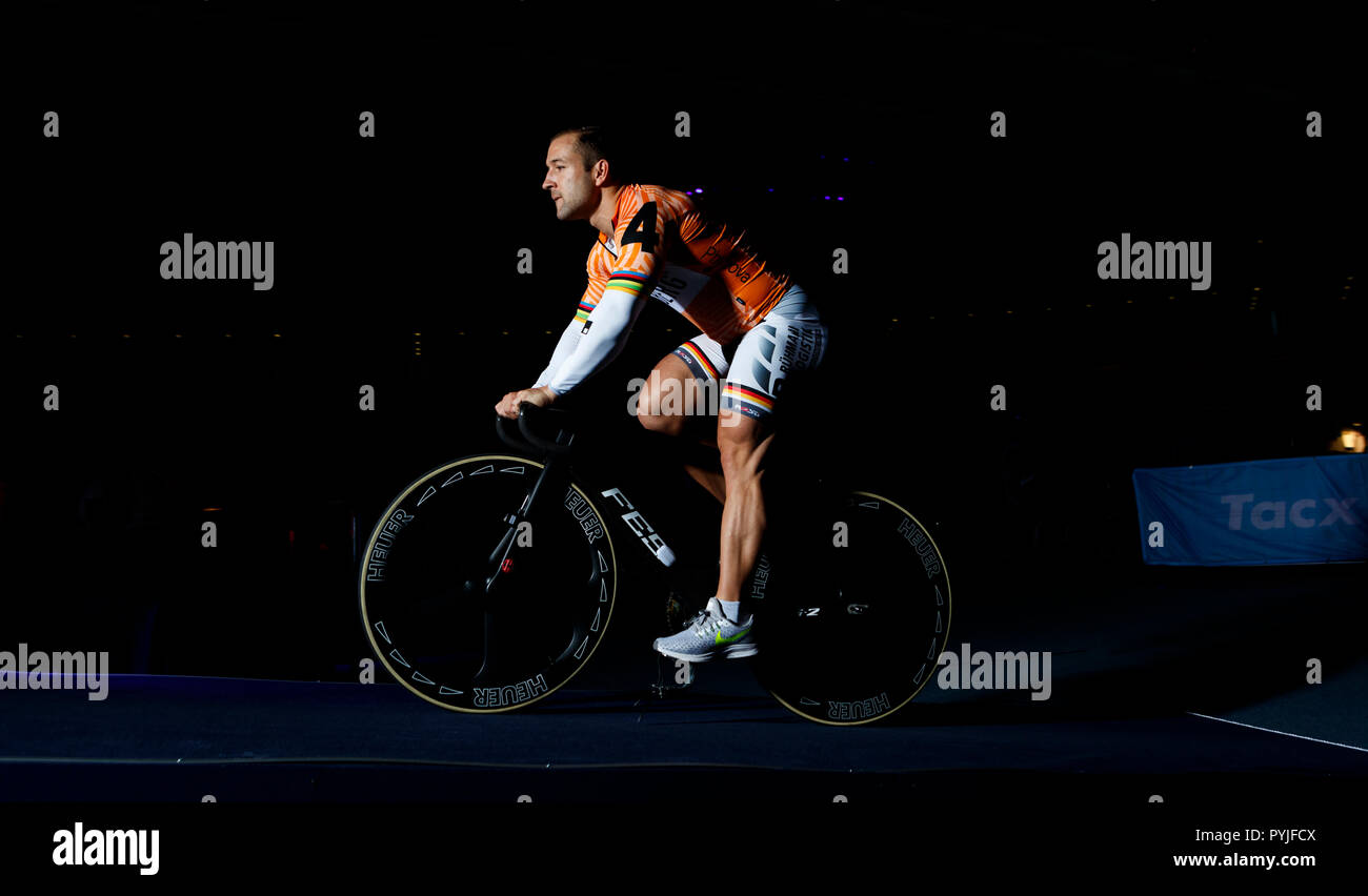 Robert walton hi-res stock photography and images - Alamy