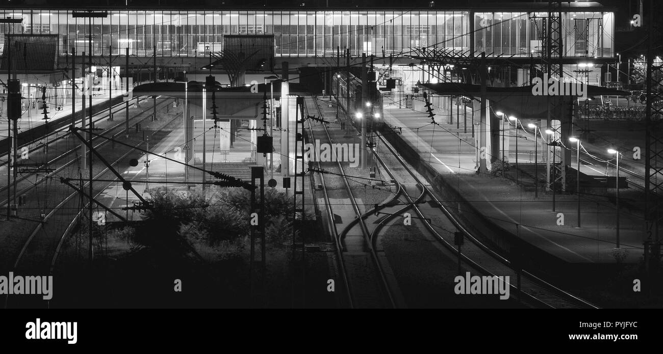 Midnight express train hi-res stock photography and images - Alamy