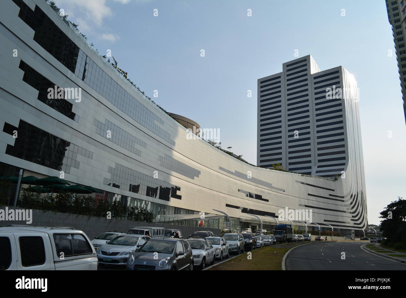 Bgc mall hi-res stock photography and images - Alamy