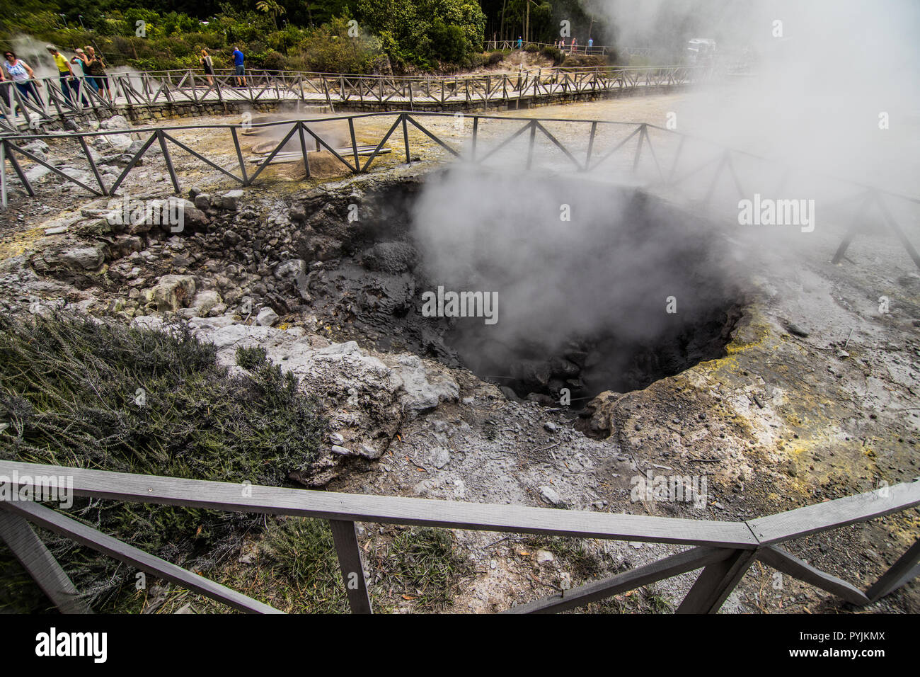 Cozido furnas restaurant hi-res stock photography and images - Alamy