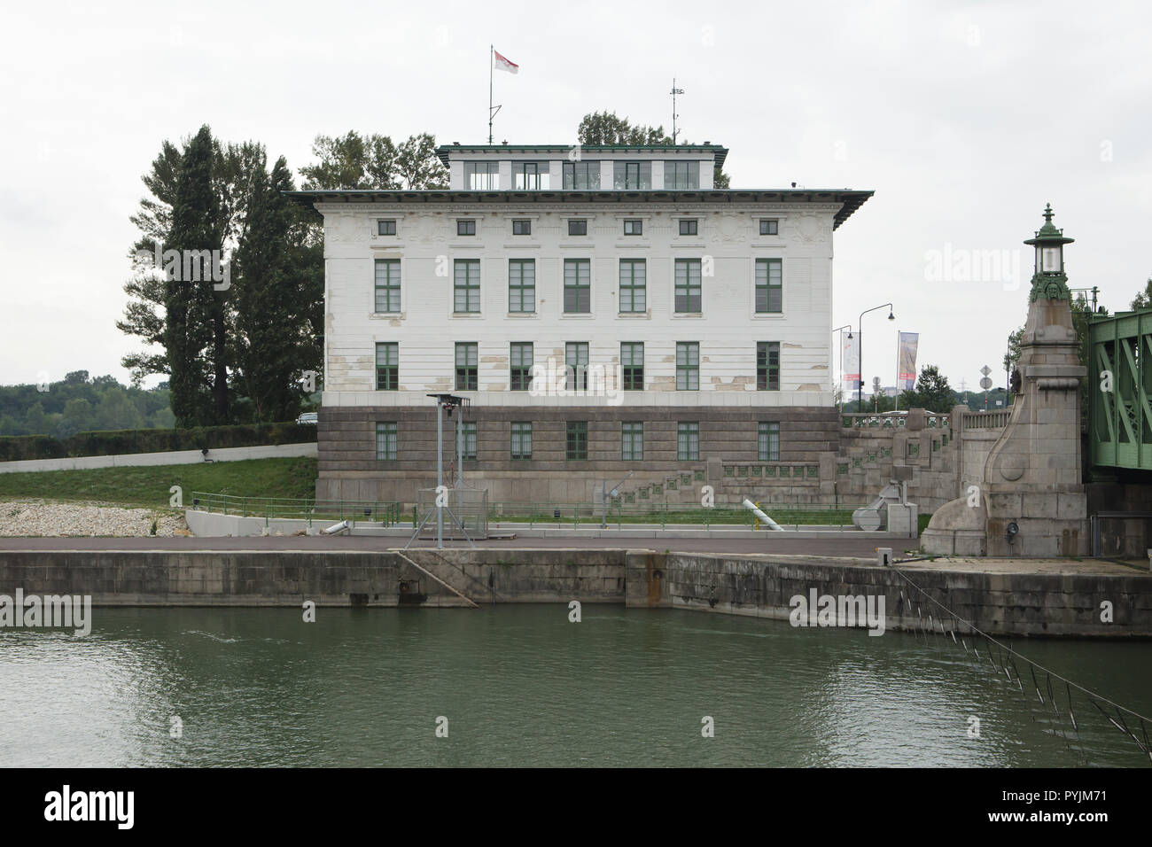 Administration building of the Nussdorf Weir (Nussdorfer Wehr) designed ...