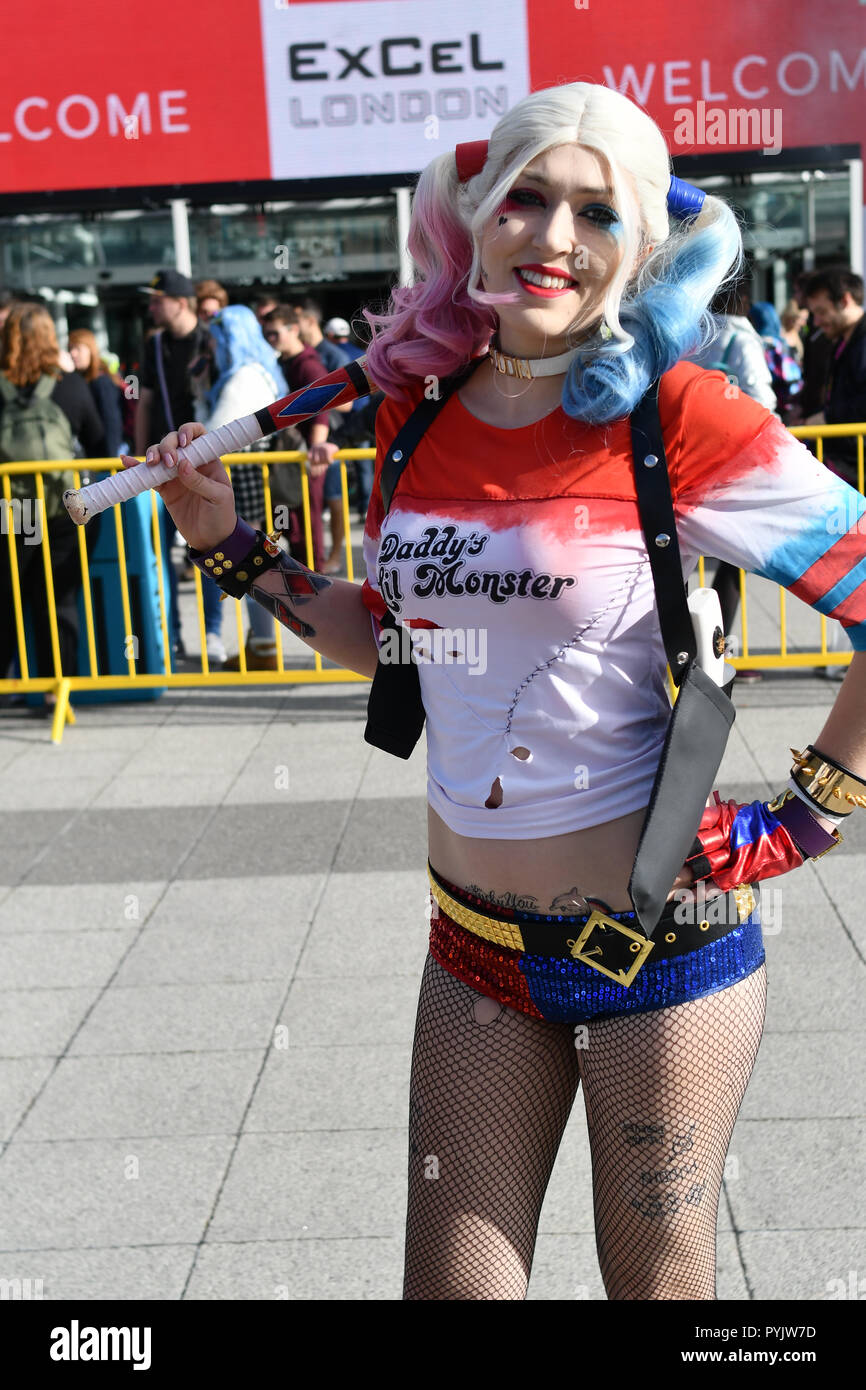 London, UK. 28th Oct 2018. Cosplay fans came to London on October 28 ...