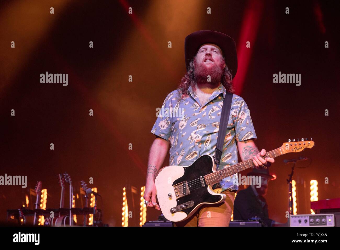 Madison, Wisconsin, USA. 27th Oct, 2018. JOHN OSBORNE of Brothers ...