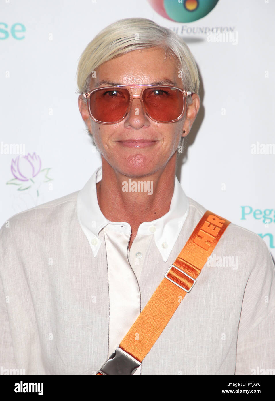 Beverly Hills, USA. 27 October 2018. Stacey Griffith, at the Friendly ...