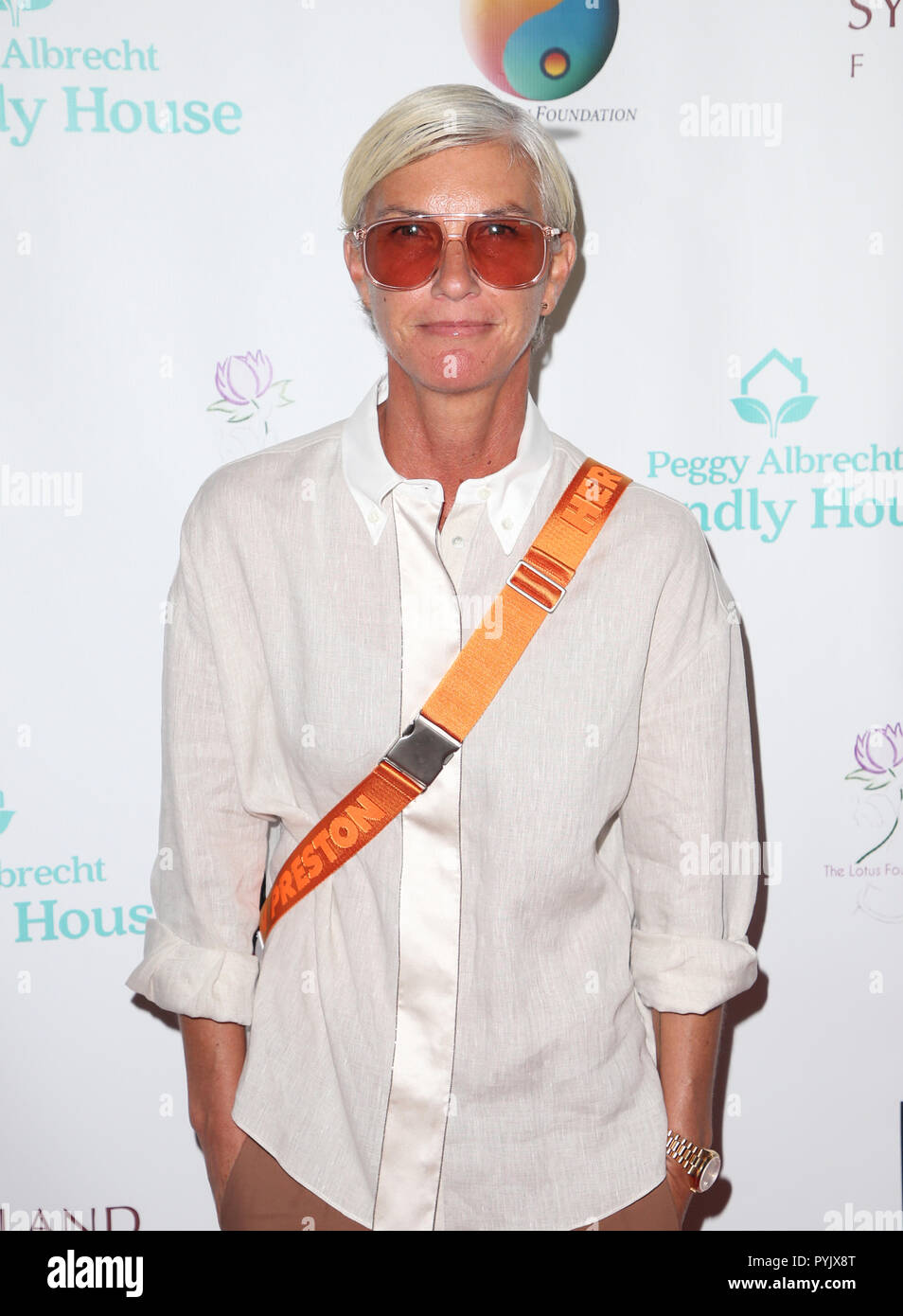 Beverly Hills, USA. 27 October 2018. Stacey Griffith, at the Friendly ...