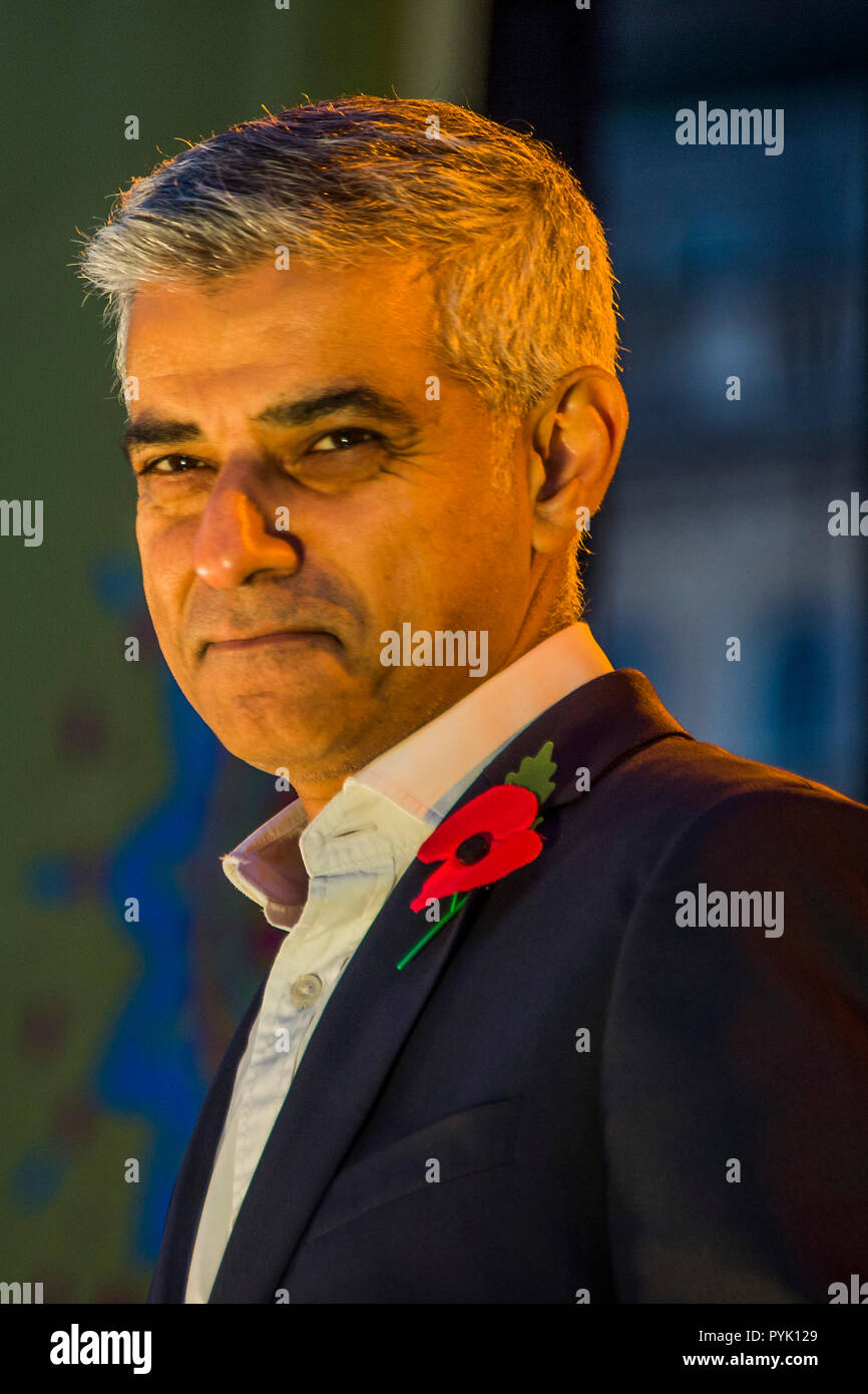 Khadi poppy hi-res stock photography and images - Alamy