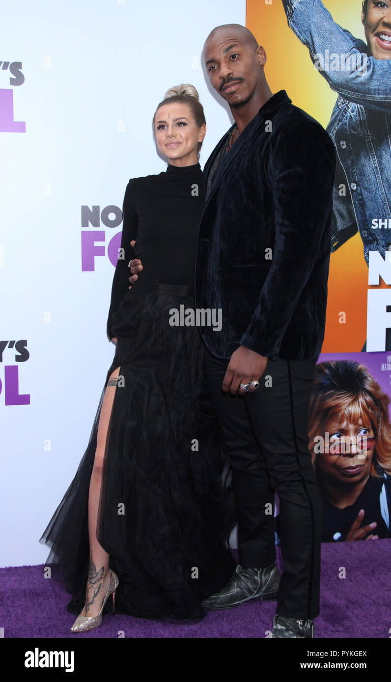 NEW YORK, NY - October 28: Frida Kardeskog, Mehcad Brooks at the ...