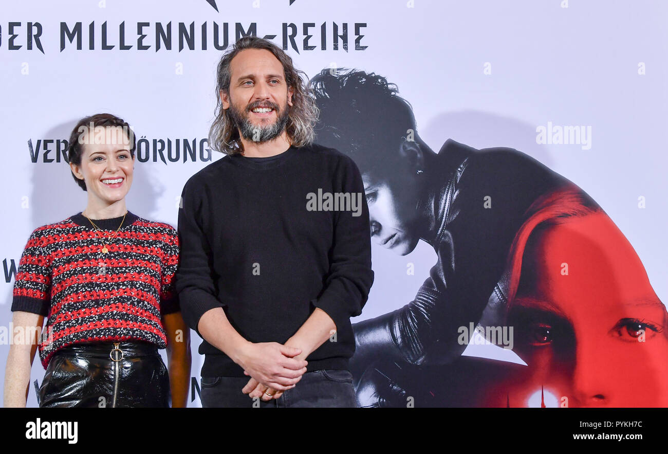 Claire foy millennium hi-res stock photography and images - Alamy