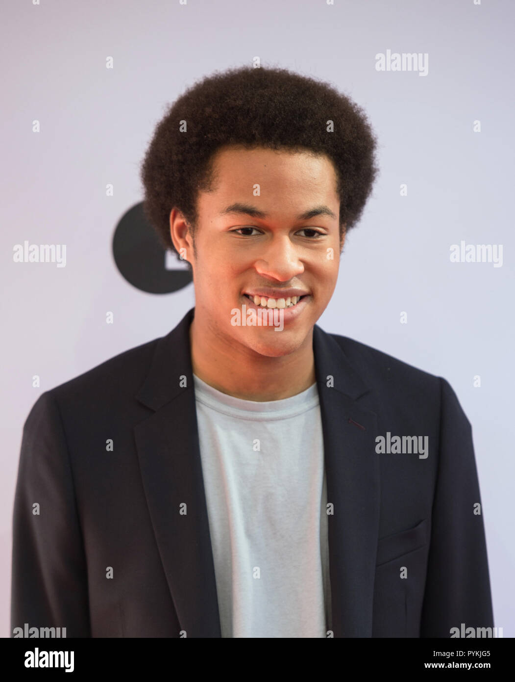 Sheku cello hi-res stock photography and images - Alamy