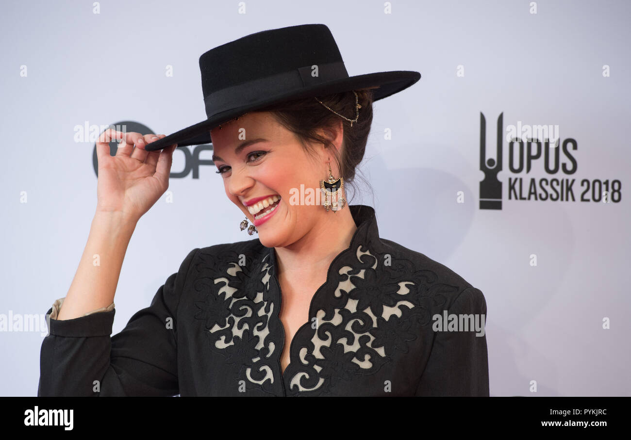 Berlin, Deutschland. 14th Oct, 2018. Regula MUEHLEMANN (after-growth ...