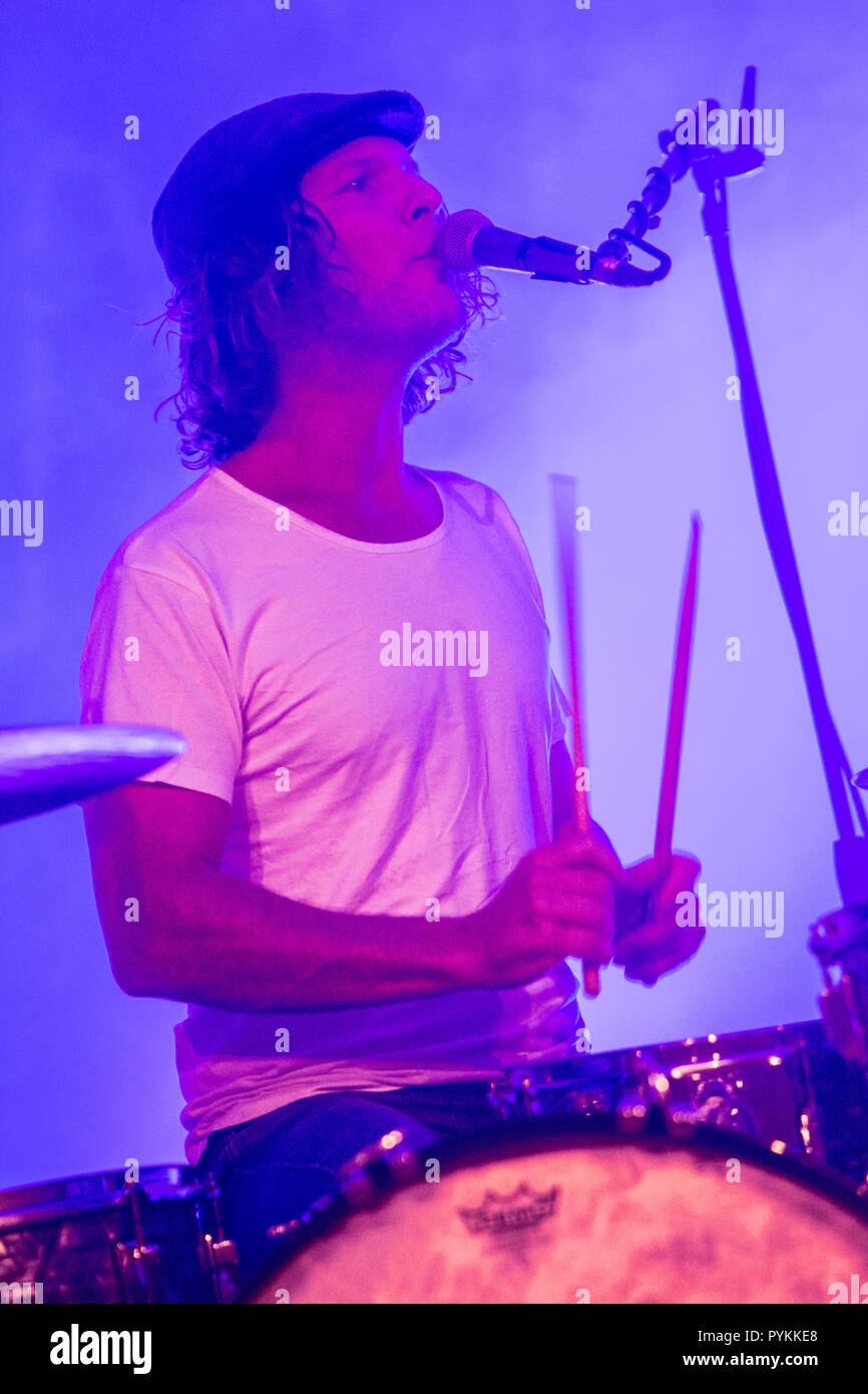 John butler trio hi-res stock photography and images - Alamy