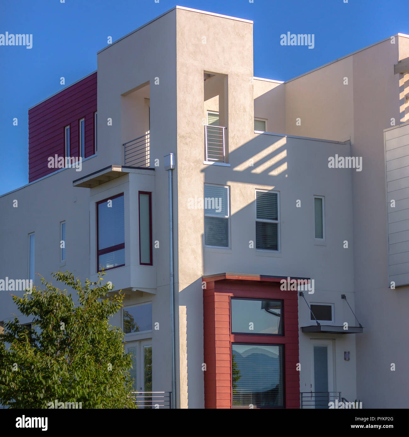 Entryway to a modern home in Daybreak Utah Stock Photo - Alamy
