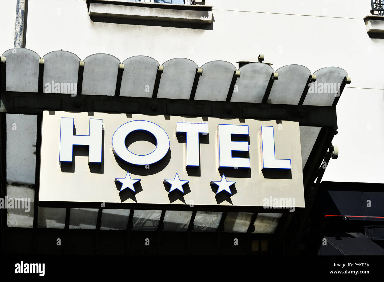3 stars hôtel sign - Paris - France Stock Photo - Alamy