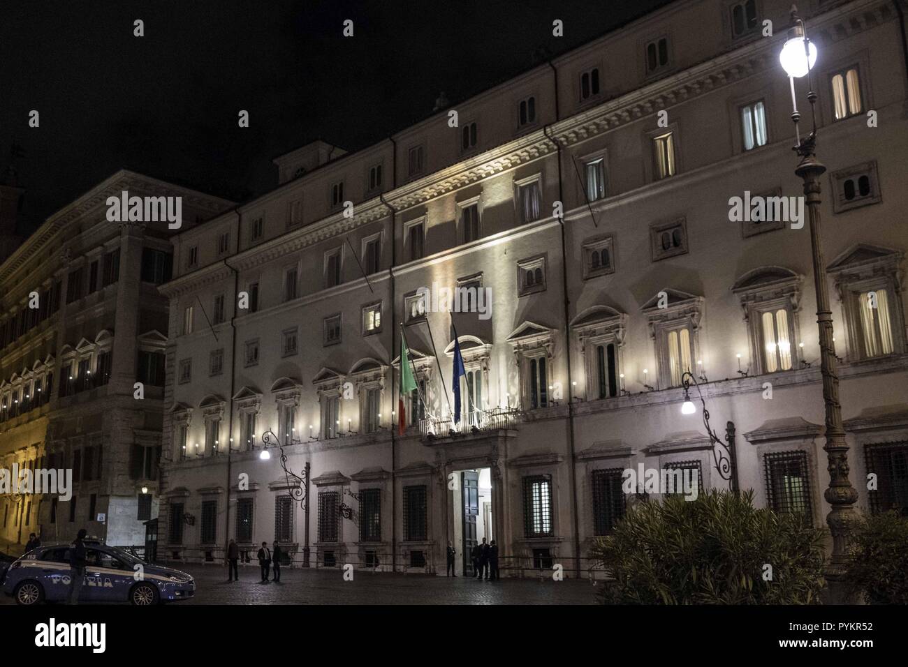Palazzo chigi palace roma hi-res stock photography and images - Alamy