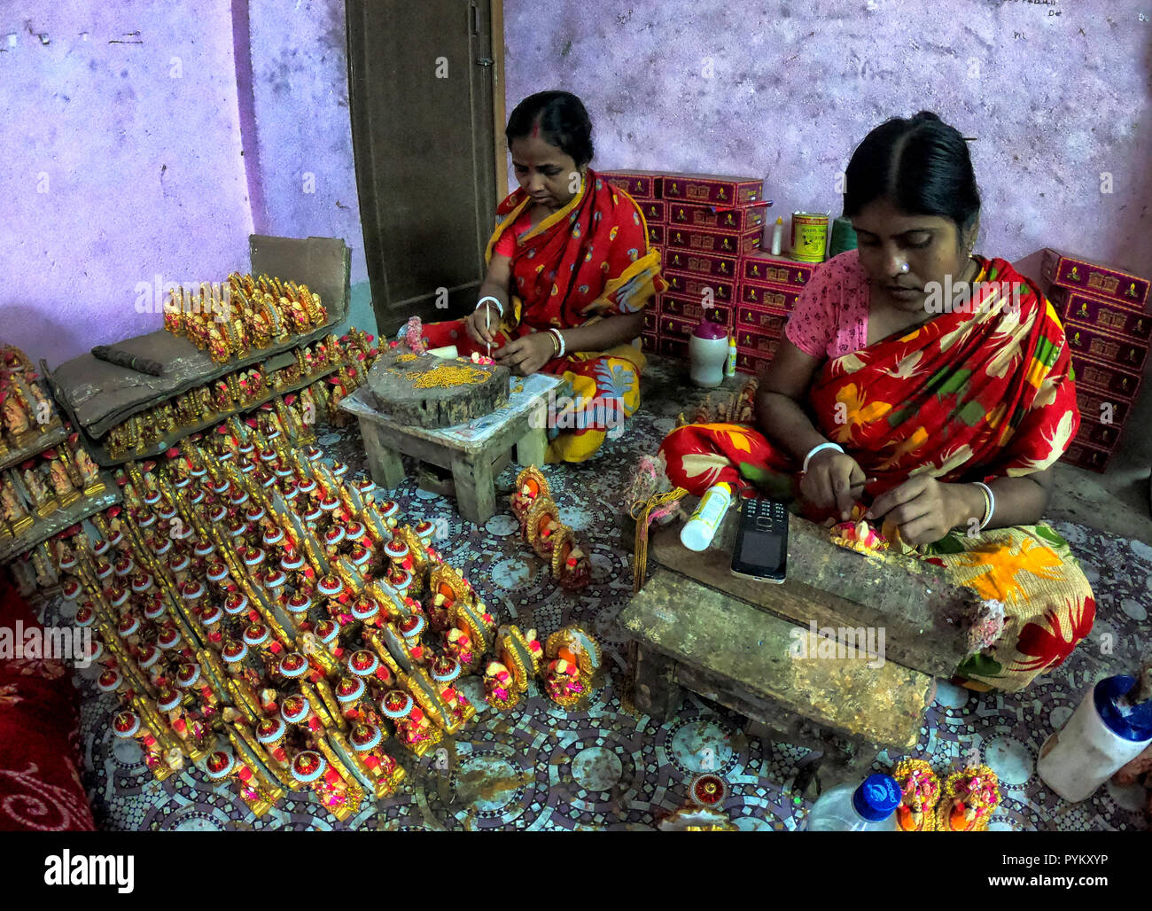 Soil made diya hi-res stock photography and images - Alamy