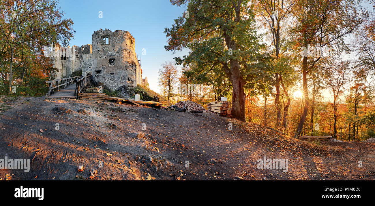Uhrovec castle hi-res stock photography and images - Alamy