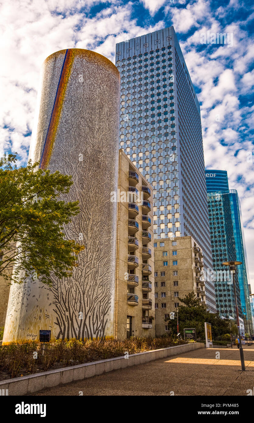 France,Paris,modern architectures of La Defense area Stock Photo - Alamy