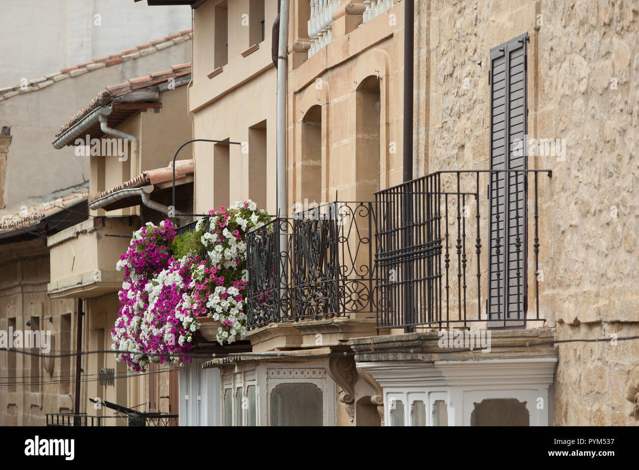 Hotel room outside Stock Photo - Alamy