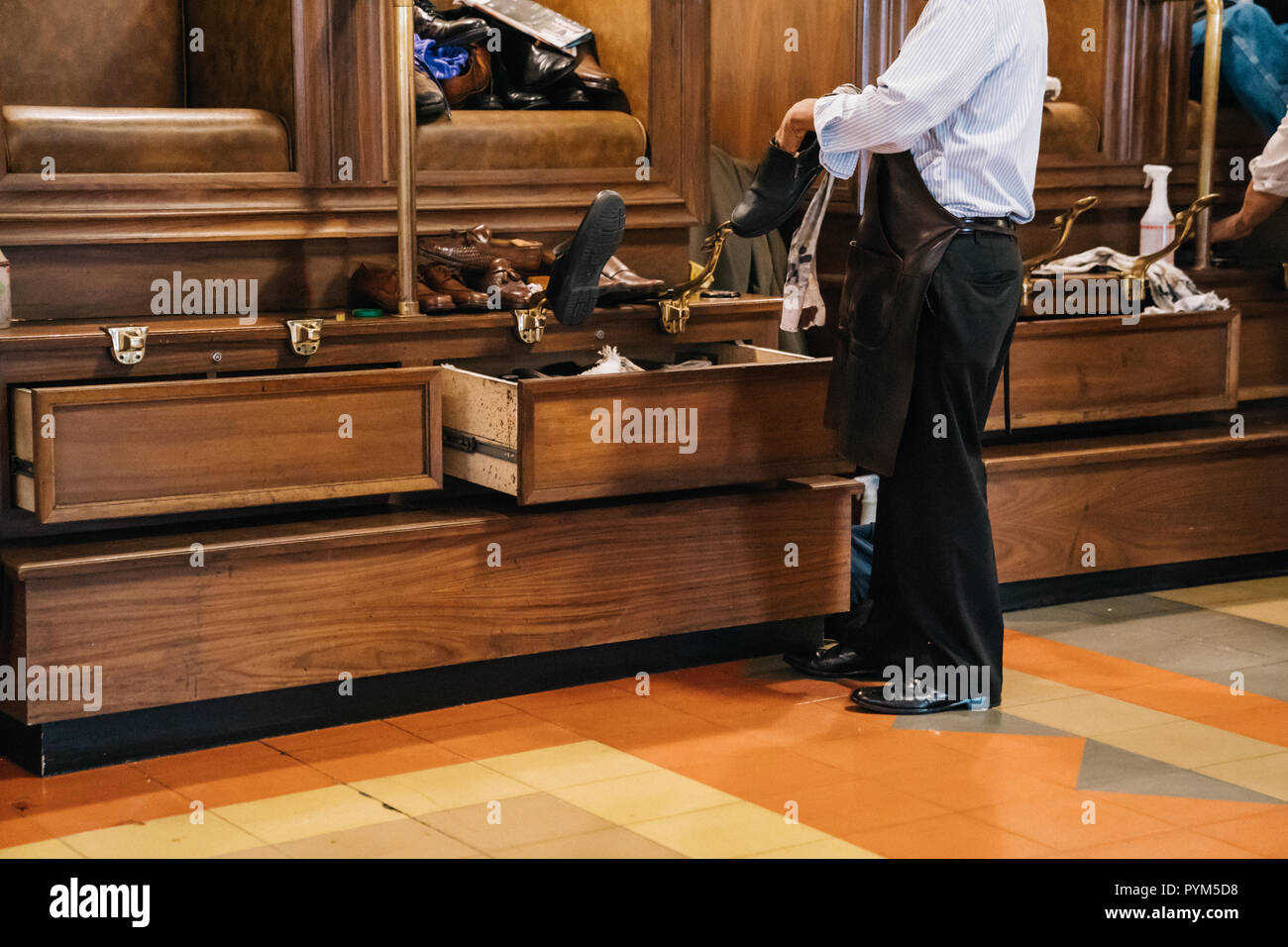 Work stage hi-res stock photography and images - Alamy