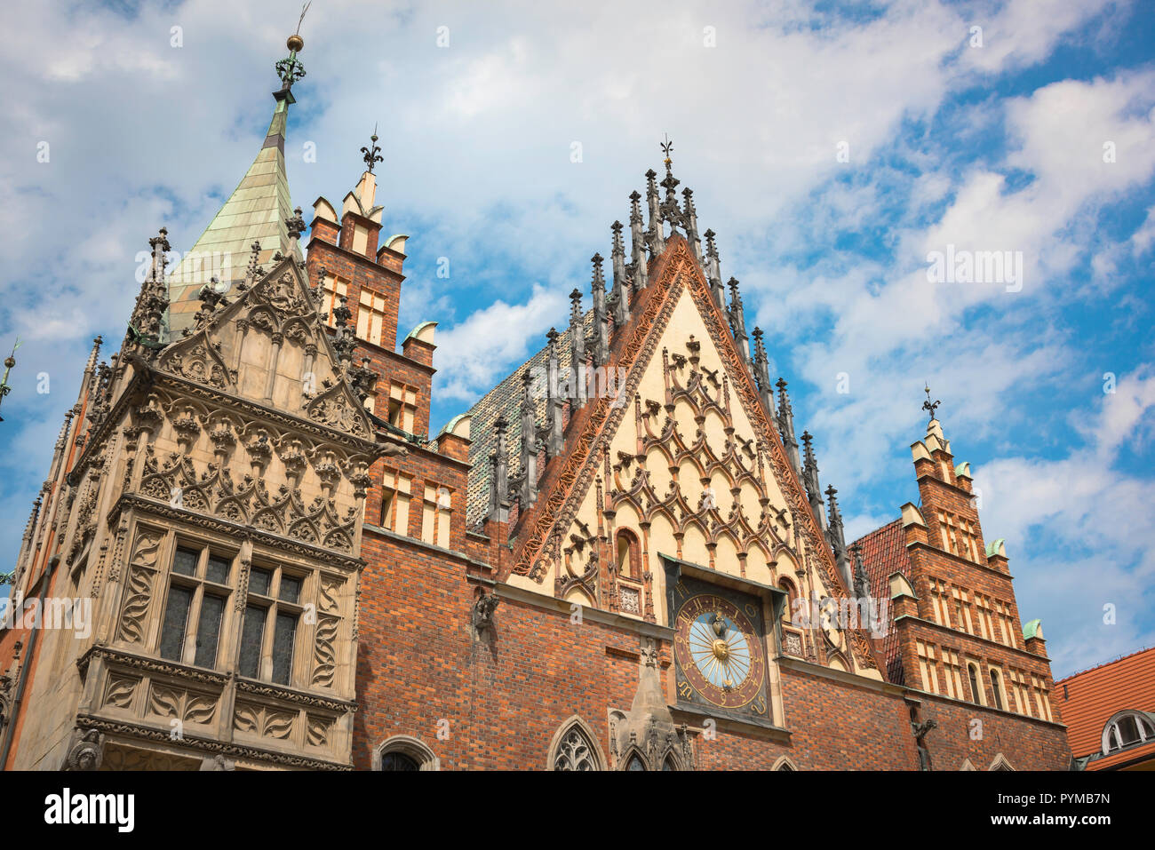 Wroclaw clock, view of the 1580 astronomical clock embedded in the ...