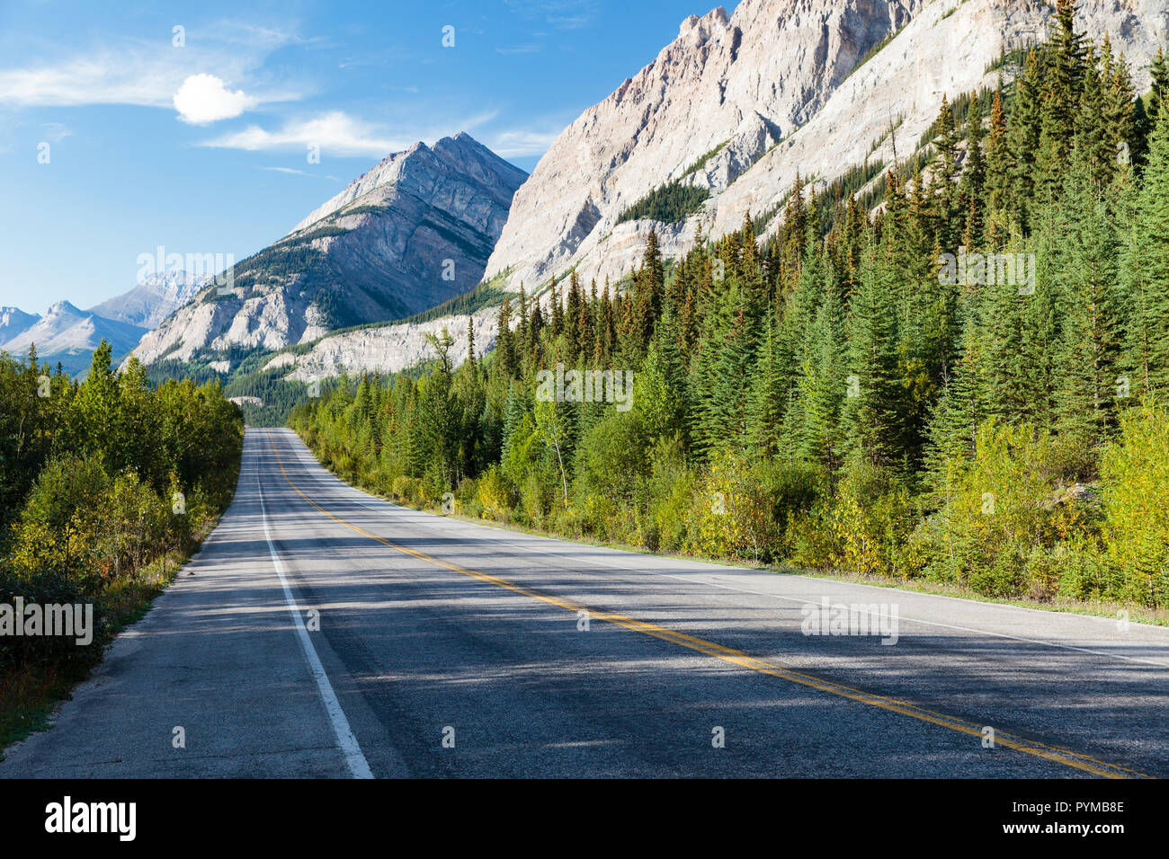 Icefield Parkway road, Alberta, Canada Stock Photo - Alamy
