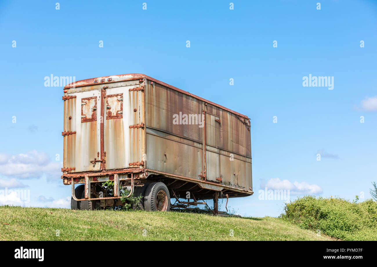 Rigid Trailer High Resolution Stock Photography and Images - Alamy