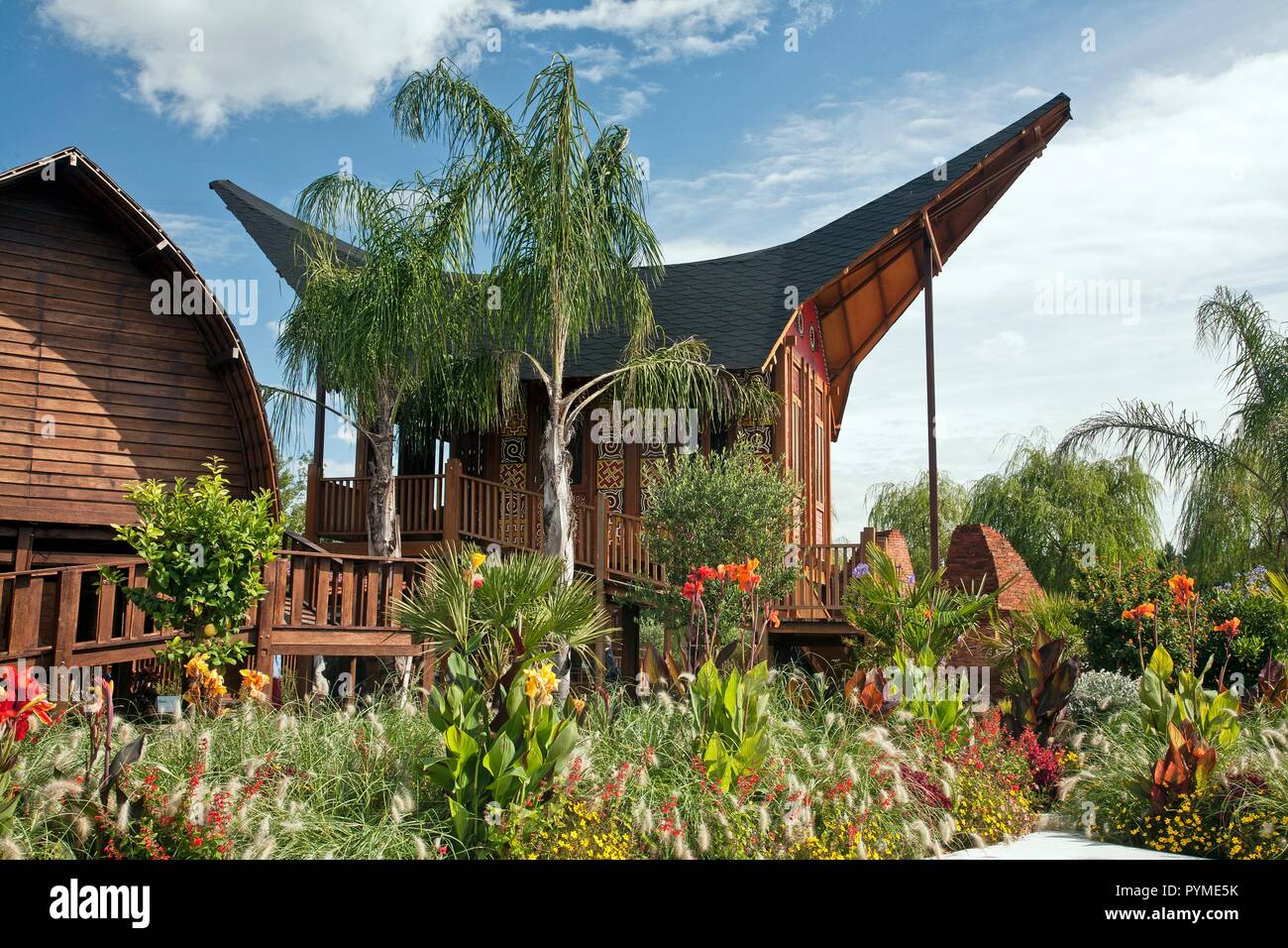 Indonesian architecture hi-res stock photography and images - Alamy